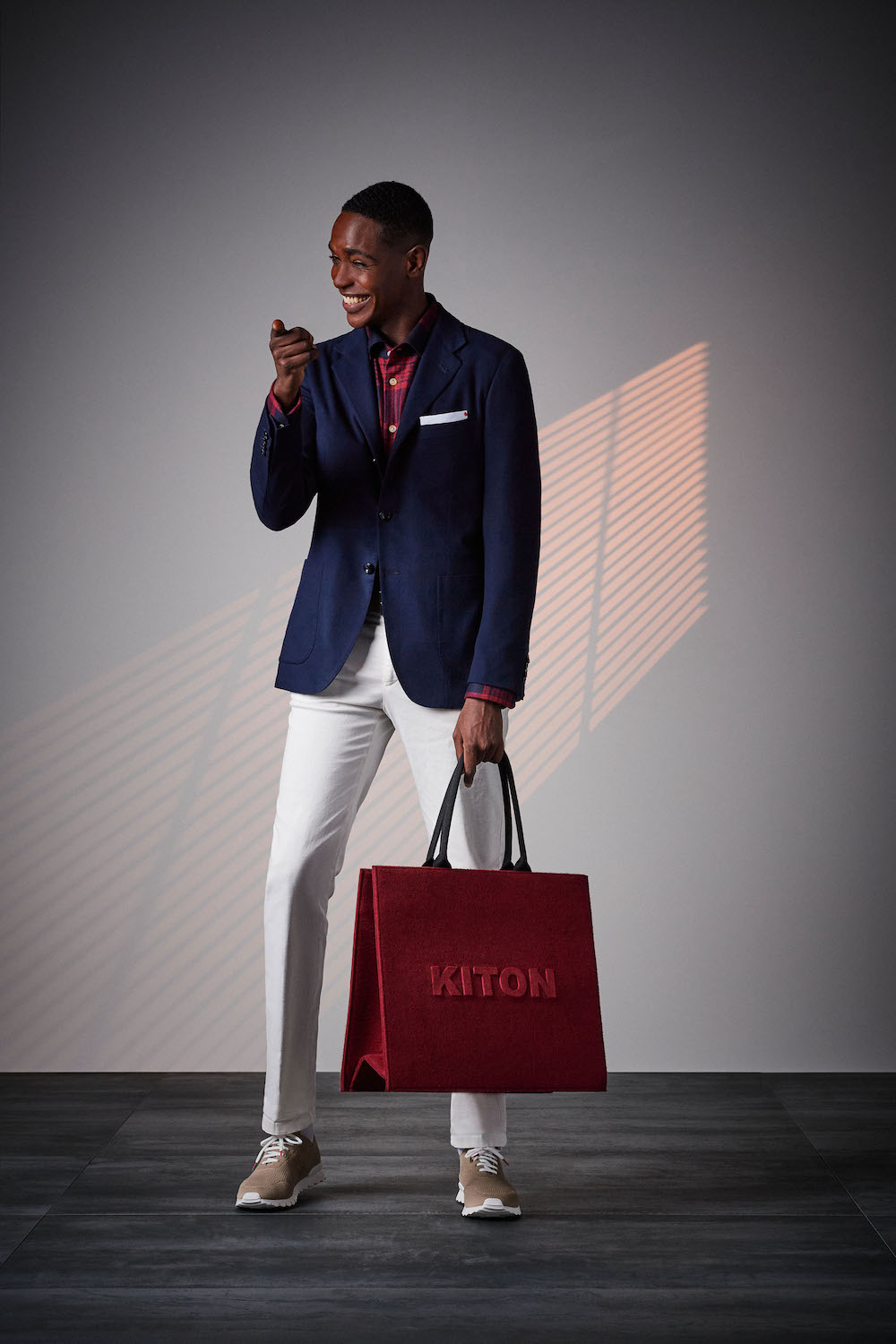 Kiton 2022/23秋冬系列登場！迎接高速年代的新優雅，打造莊諧並重的摩登雅士新衣櫃 - LUXEWED 花嫁婚禮雜誌